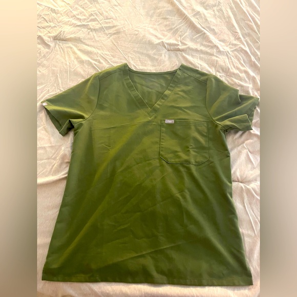 Figs | Tops | Green Figs Scrub Top M | Poshmark